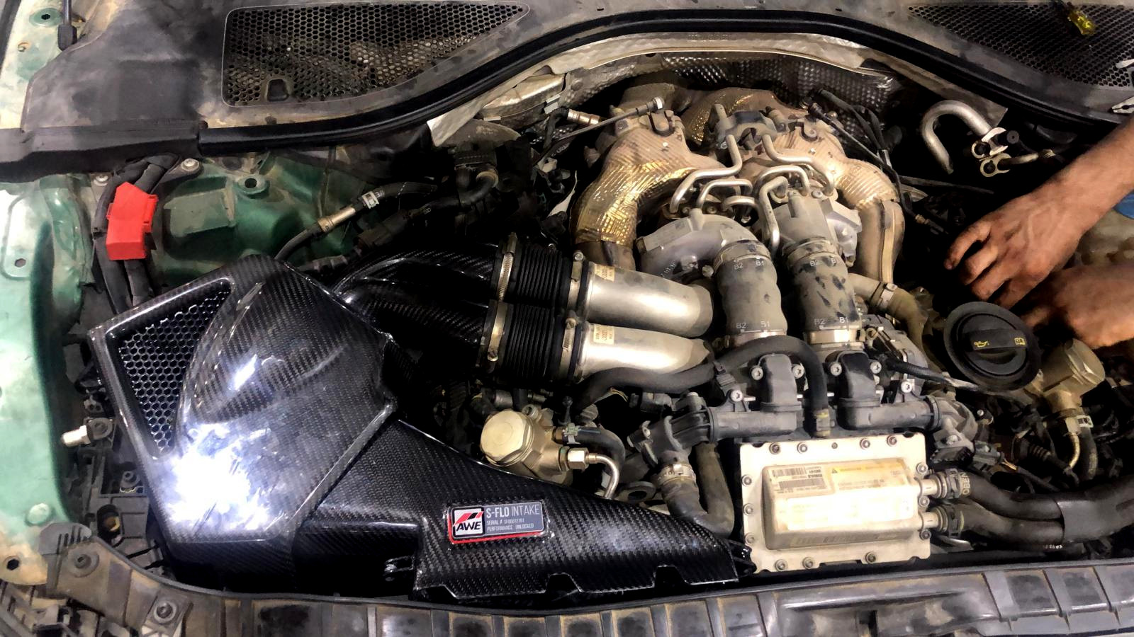 Audi RS7 C7 4.0TFSI – Stage1 98RON + AWE Tuning intake kit – eTuners