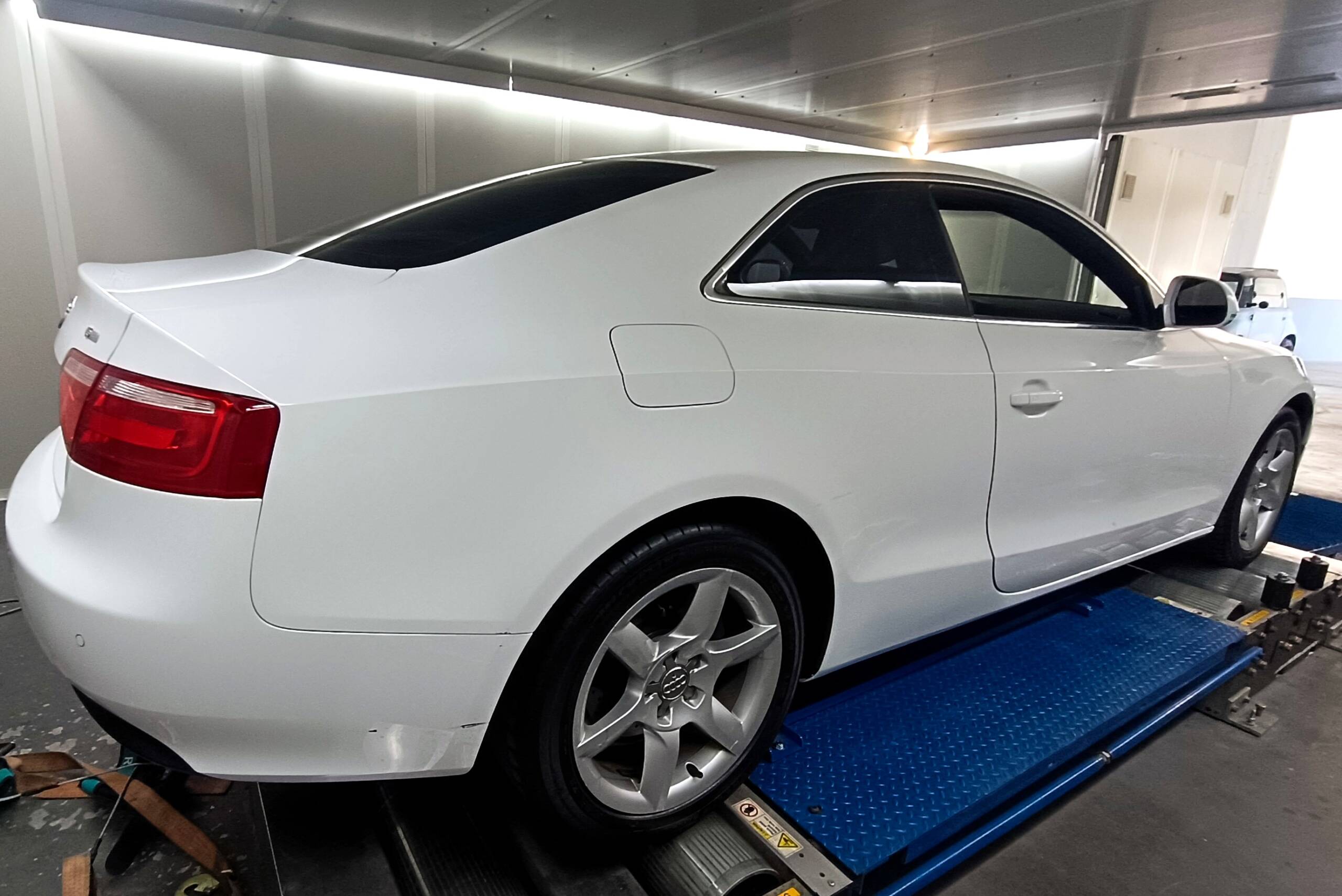 Audi A5 8T 2.0TFSI CVT – Stage3 hybrid turbo 98RON – eTuners