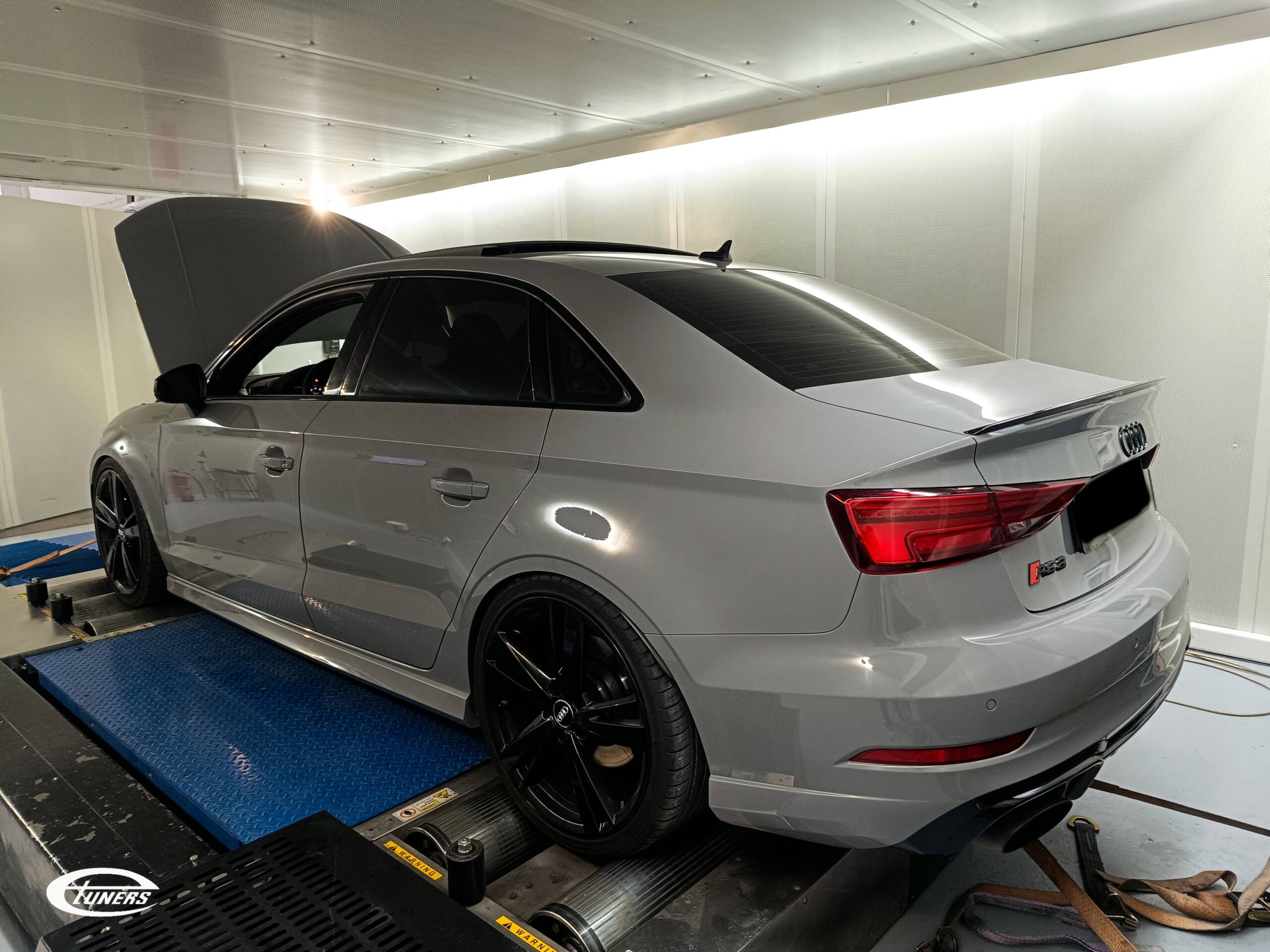 Audi RS3 8V2 2.5TFSI (DAZA + opf) DSG7 – Stage2 – eTuners